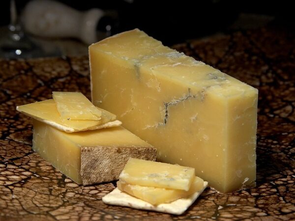 27 Different Types Of Cheese: Their Origin And Uses - Food And Beverage ...